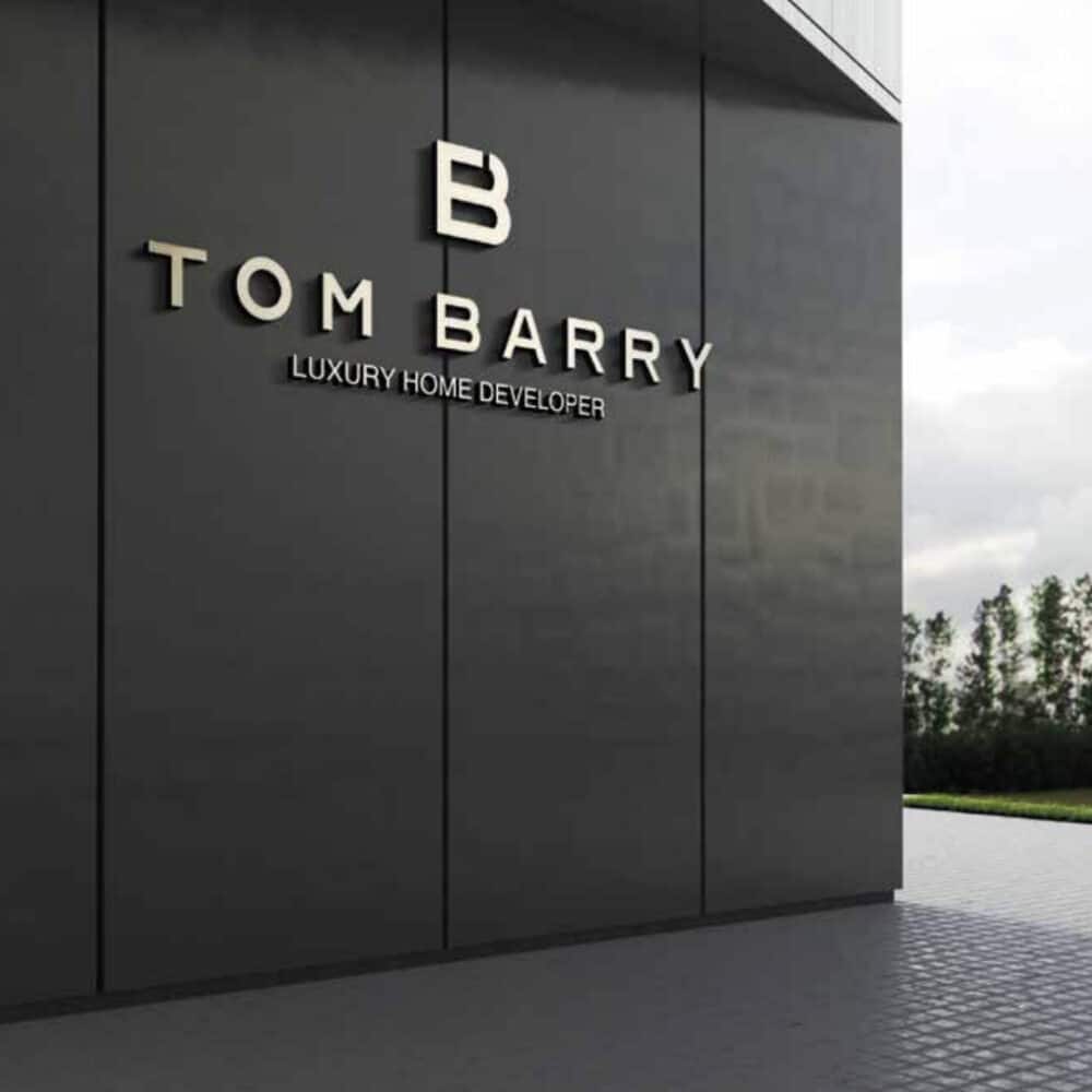 TOM BARRY - JELLY - Agência de Comunicação e Marketing Digital